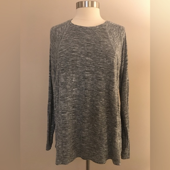 Lisa Rinna Collection | Tops | Lisa Rinna Collection Hilo Top Black ...